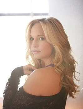 Kat Walton | Olympus Campus Wiki | Fandom