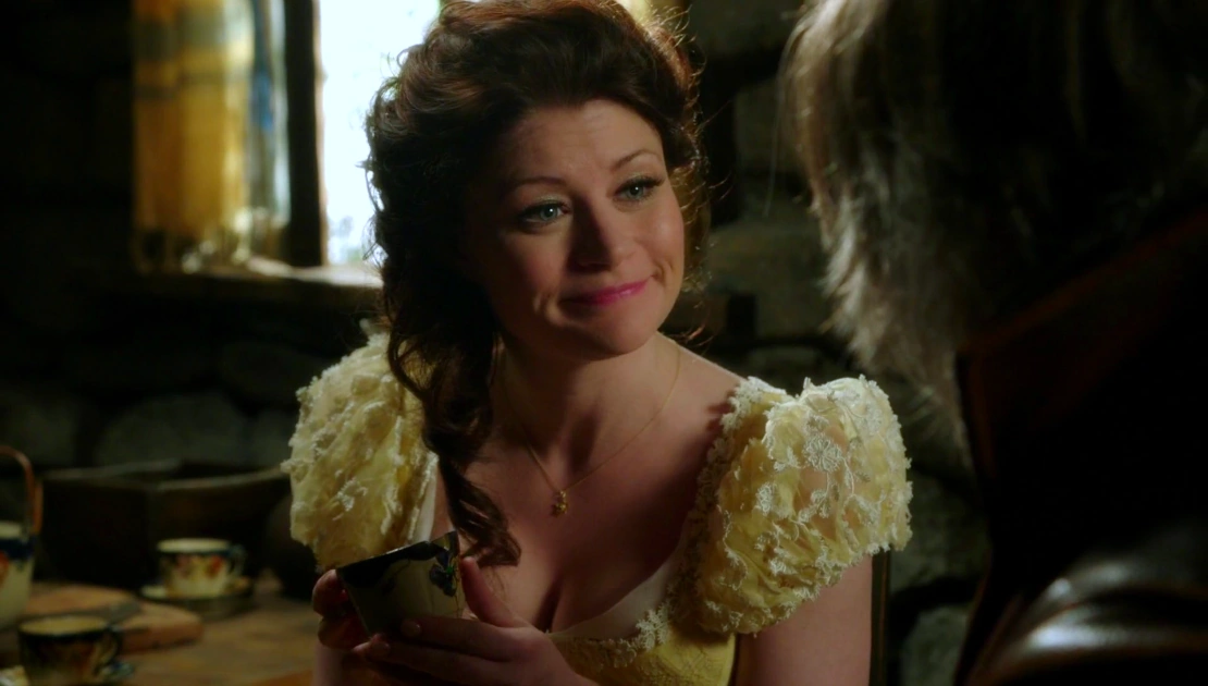 Belle (Heroes and Villains) | Once Upon a Time and Once: Wonderland ...