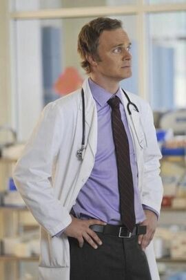 Dr. Whale | Wiki Once Upon a Time | Fandom