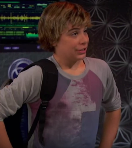 Daniel Davenport | Once Upon a Multiverse Wiki | Fandom