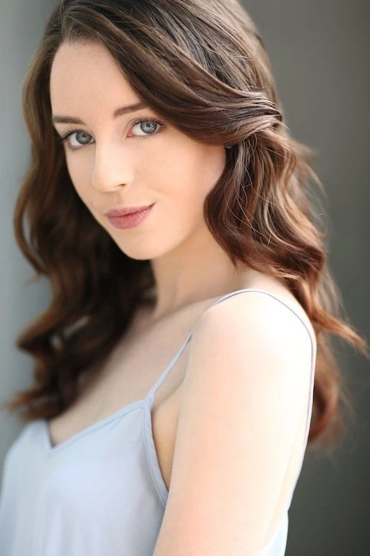Kacey Rohl Hot