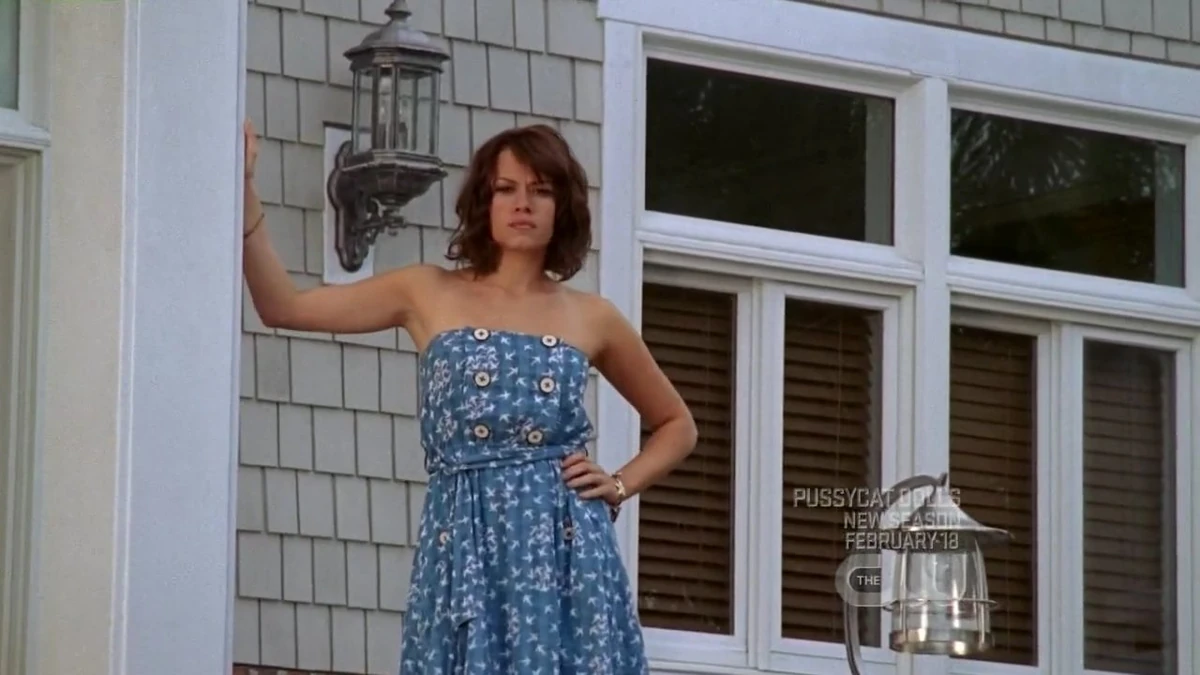 Category:Episodes featuring Molly | One Tree Hill Wiki | Fandom