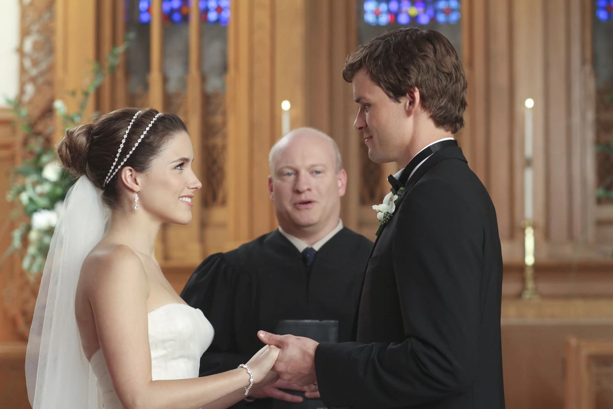 Wedding of Brooke Davis and Julian Baker | One Tree Hill Wiki | Fandom