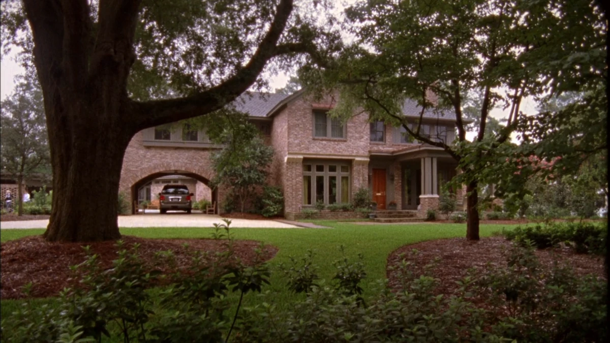 4328 Country Club Boulevard | One Tree Hill Wiki | Fandom