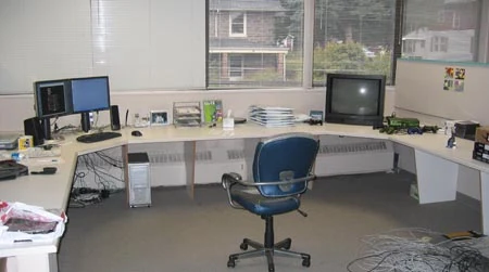 The Newgrounds Office | Oney Plays Wiki | Fandom