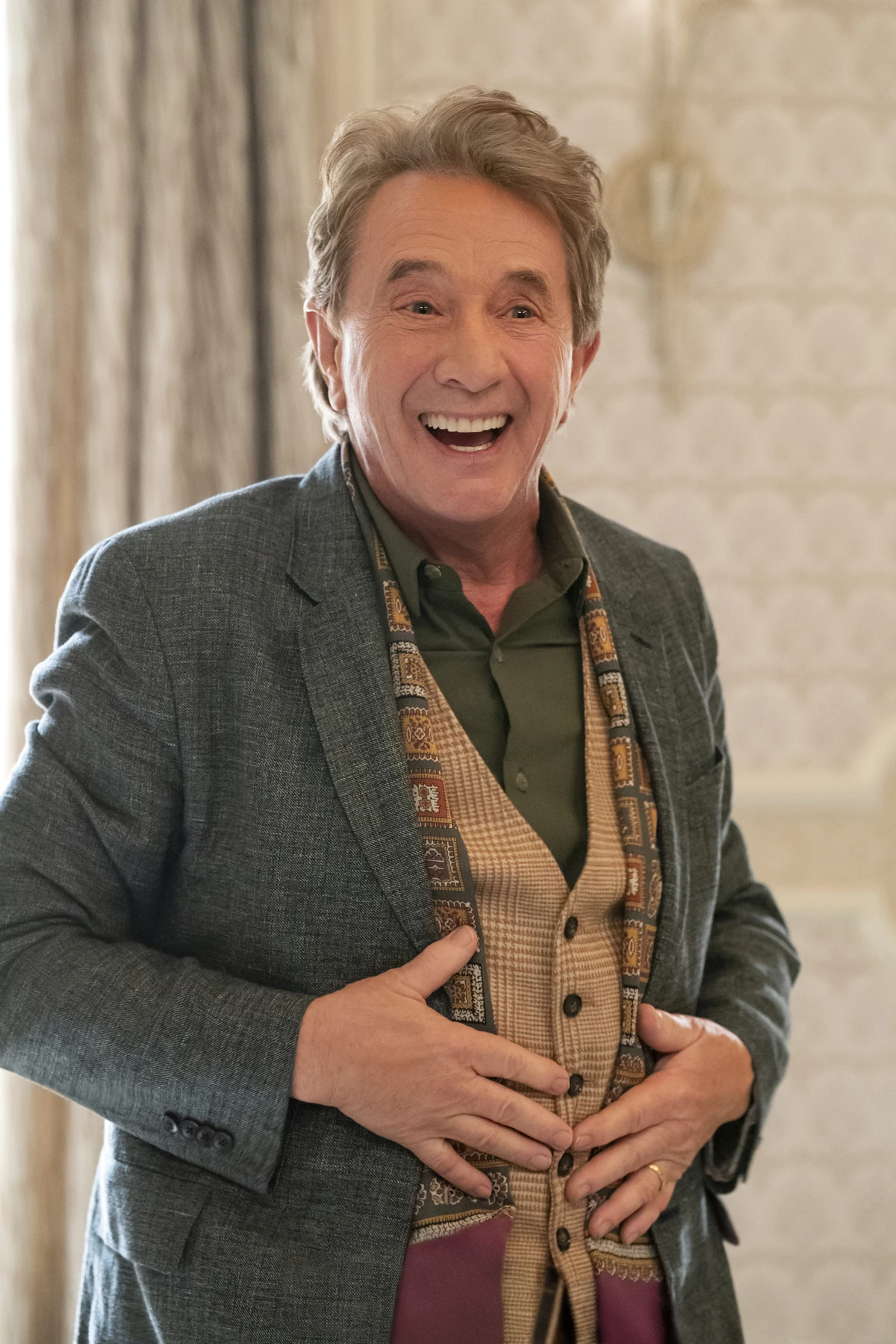 Oliver Putnam | Only Murders in the Building Wiki | Fandom