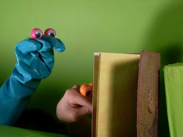 Greenscreening and You | Oobi Fanon Wiki | Fandom