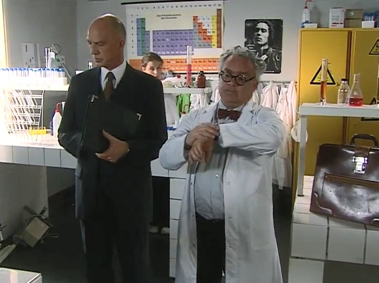 Dr. Anders Plof | Oog van Horus Wiki | Fandom