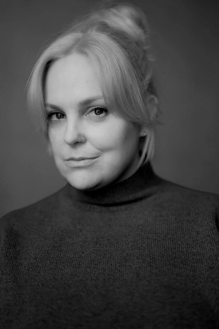 Zoë Roberts | Operation Mincemeat: a New Musical Wiki | Fandom