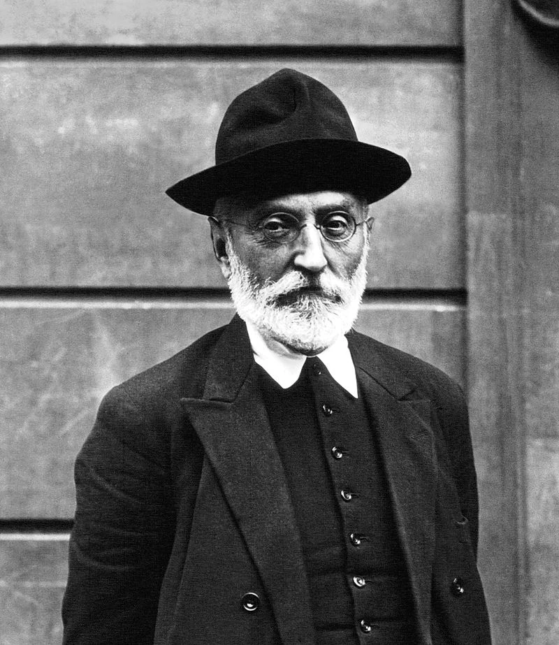 Miguel de Unamuno | Origami Wiki | Fandom