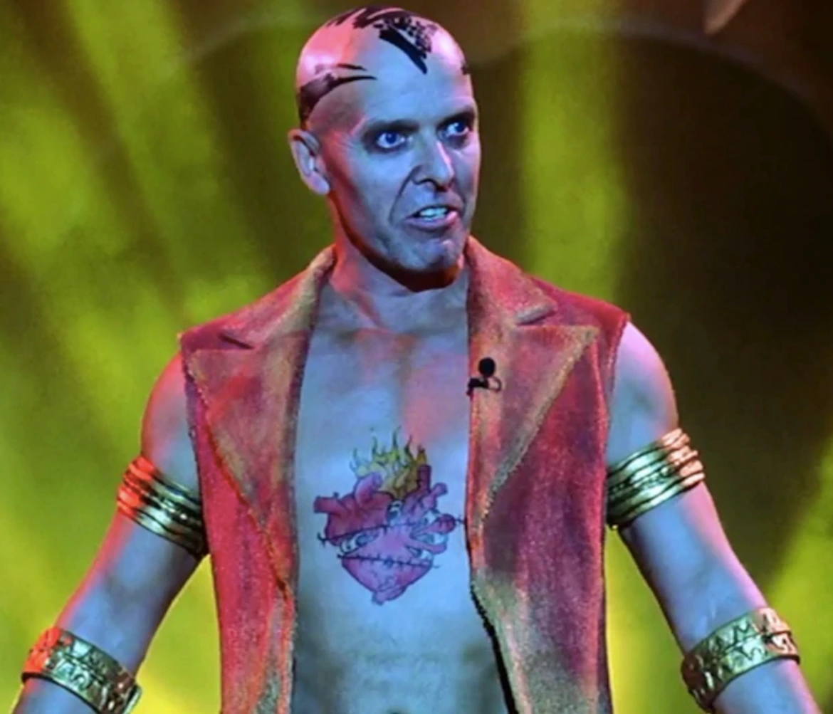 Mister N'Goo Tuana | The 1D-Live-Action Wiki | Fandom