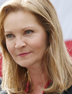 Claire Warren | The Family Wiki | Fandom