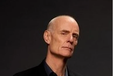 dwight schultz babylon 5