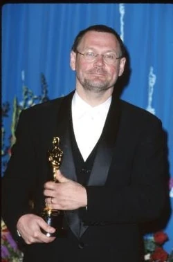 Janusz Kaminski | Oscars Wiki | Fandom