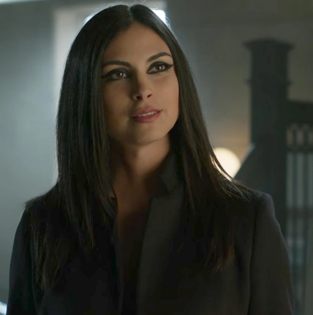Lee Thompkins | Once Upon a Hero Wiki | Fandom