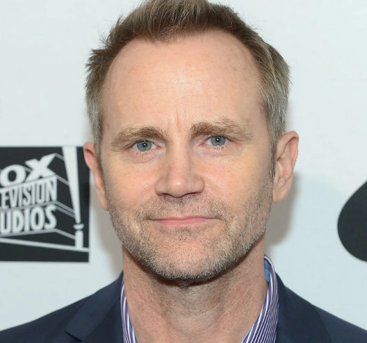 Lee Tergesen | Outcast Wiki | Fandom