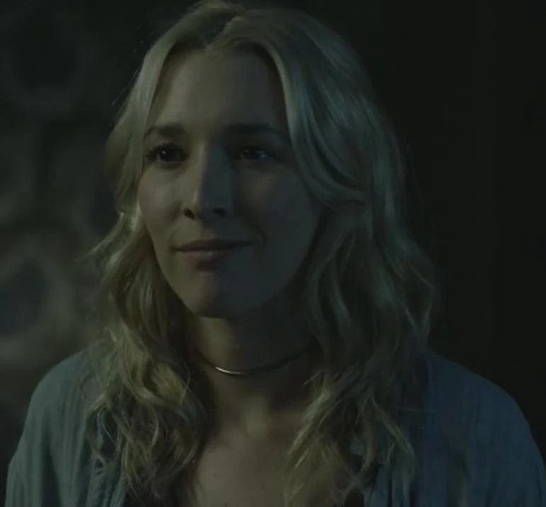 Dakota | Outcast Wiki | Fandom