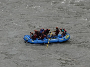 Rafting | Outdoors Wiki | Fandom