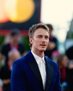 Drew Starkey | Outer Banks Wiki | Fandom