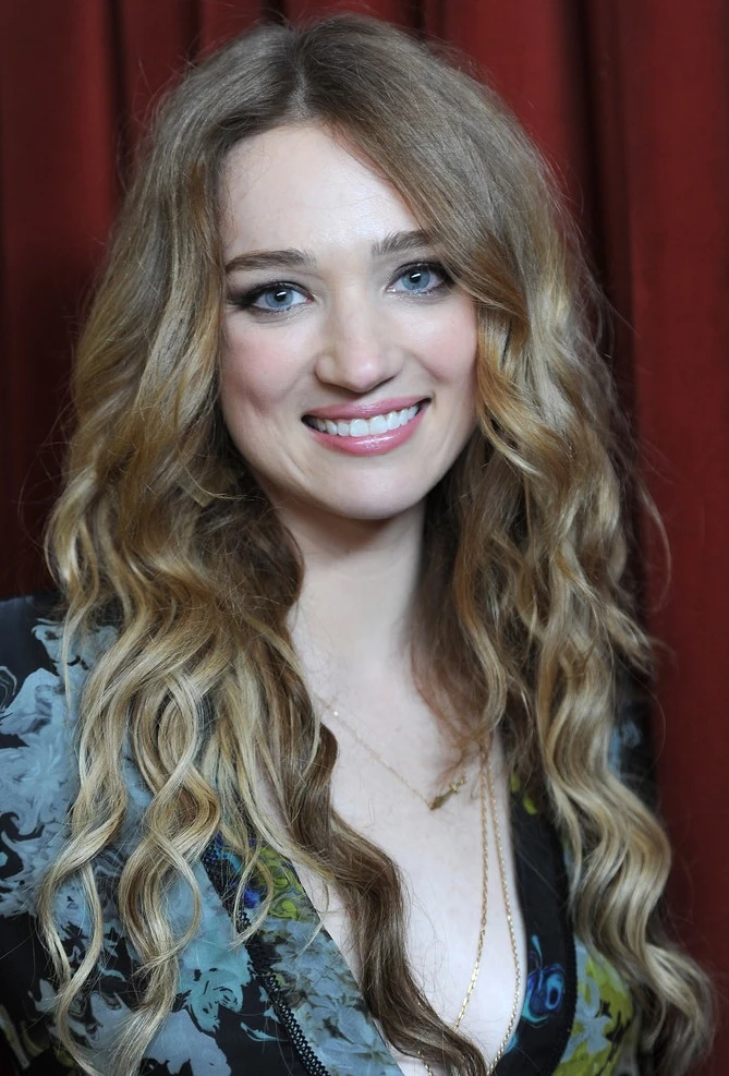 Kristen Connolly