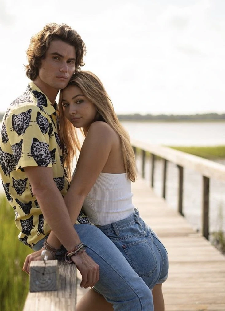 John B et Sarah | Wiki Outer Banks | Fandom John B et Sarah | Wiki Outer Banks | Fandom