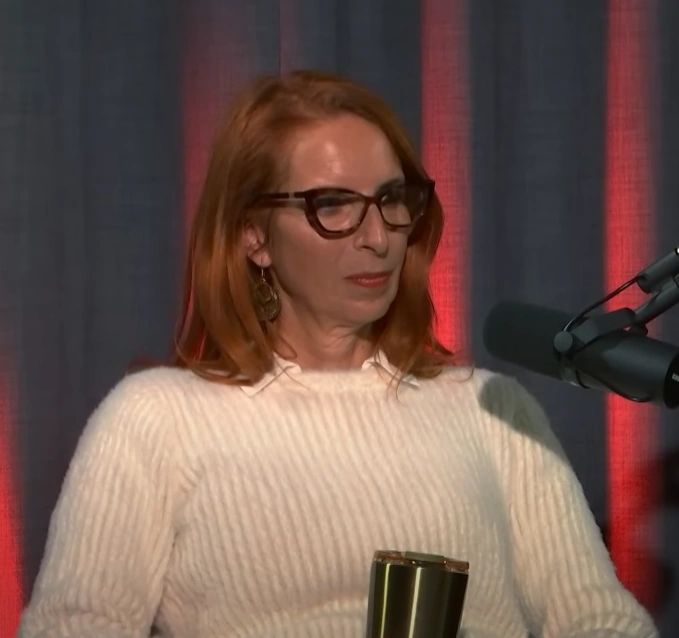 Iza Login | Talking Tom & Friends Wiki | Fandom