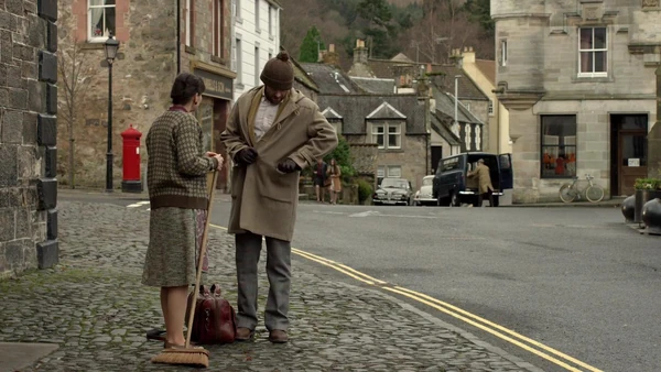 Diferencias T04E05 | Forastera/Outlander Wiki | Fandom