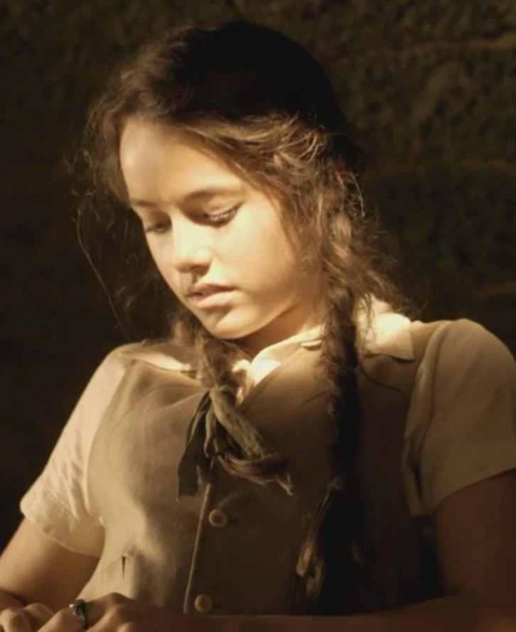 Claire Fraser | Forastera/Outlander Wiki | Fandom