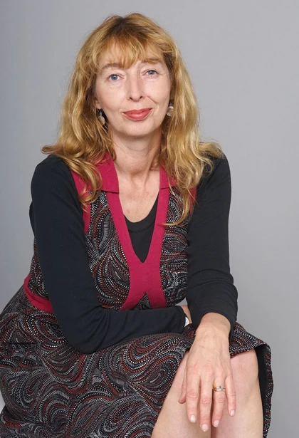 Rachel Lang | Outrageous Fortune Wiki | Fandom