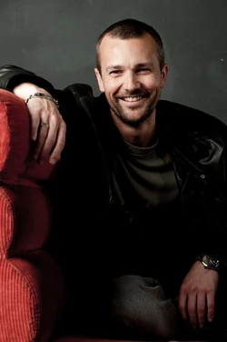 Craig Hall | Outrageous Fortune Wiki | Fandom