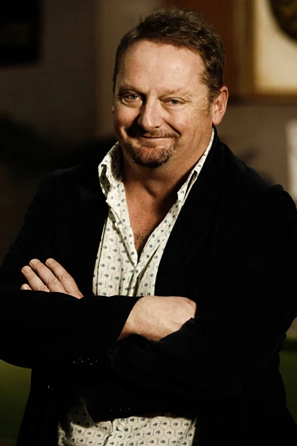 James Griffin | Outrageous Fortune Wiki | Fandom