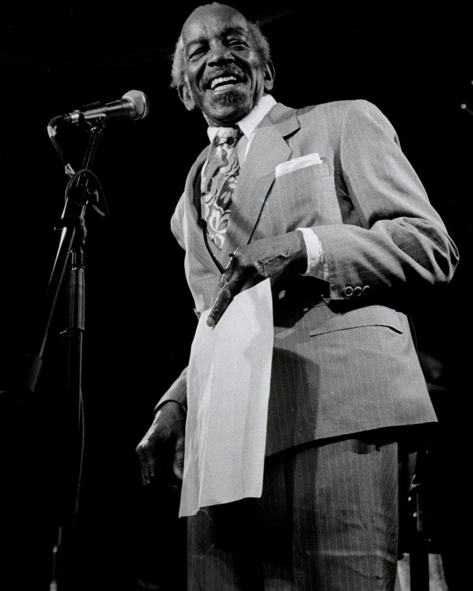 Gordon Thomas | Outsider Music Wiki | Fandom