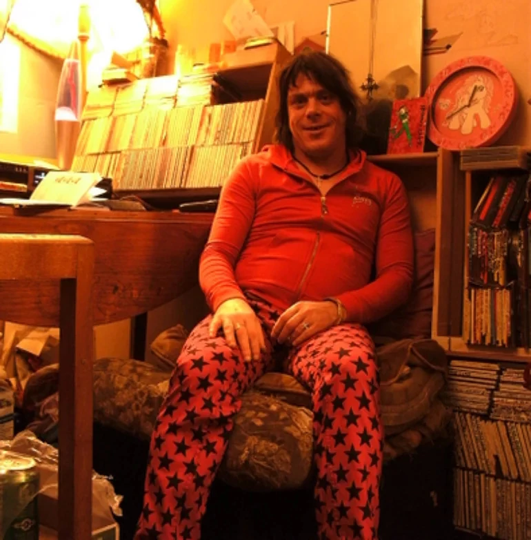 Bernie Sizzey | Outsider Music Wiki | Fandom