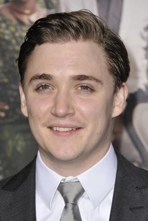 Kyle Gallner | Outsiders Wikia | Fandom