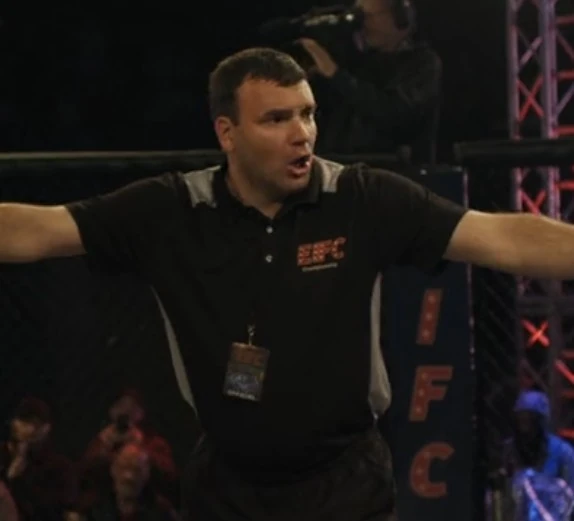 Charlie Smith | Outsiders Wikia | Fandom