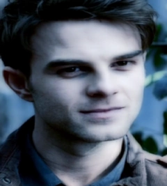 Kol Mikaelson | Heroes Wiki | Fandom