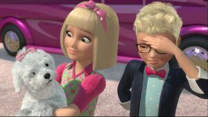 Max Roberts/Gallery | Heroes Wiki | Fandom