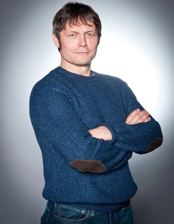 James Barton | Heroes Wiki | Fandom