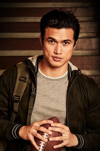 Reggie Mantle (Riverdale) | Heroes Wiki | Fandom