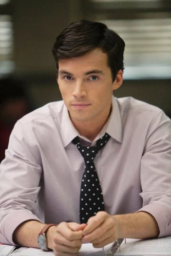 Ezra Fitz | Heroes Wiki | Fandom
