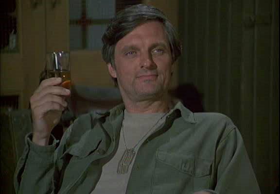 Hawkeye Pierce (TV) | Heroes Wiki | Fandom