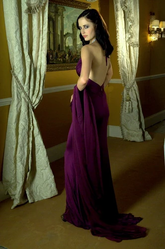 Vesper Lynd | Heroes Wiki | Fandom