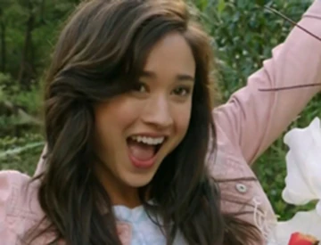 Emma Goodall Agus Poll Na Traí Emma Goodall, Pink Super Megaforce