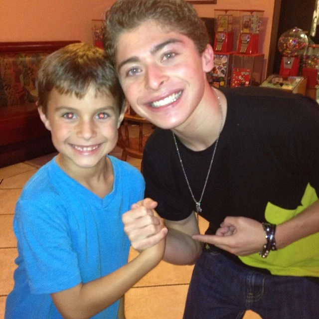 Ryan Ochoa | Pair of Kings Wiki | Fandom