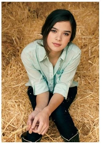 Posy Hawthorne | Panem Roleplay Wiki | Fandom