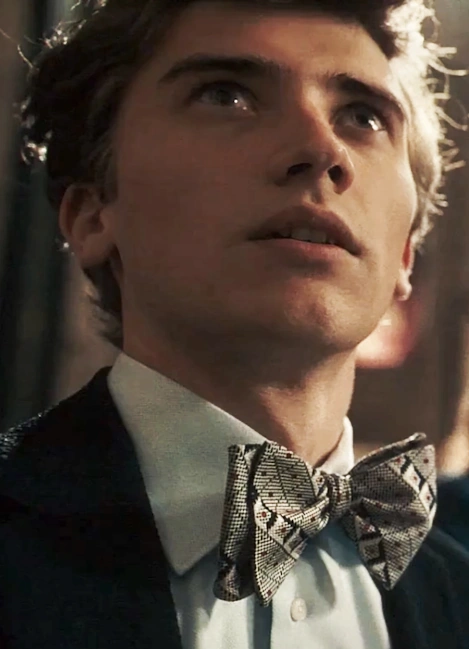 Hilarius Heavensbee | Panem Academy Wiki | Fandom