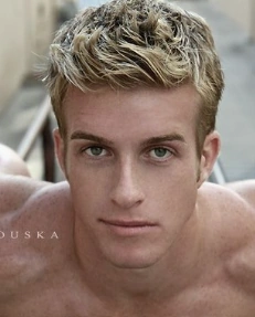 Damian Willis, Victor of the 8th Hunger Games | Panem_Forever Wiki | Fandom
