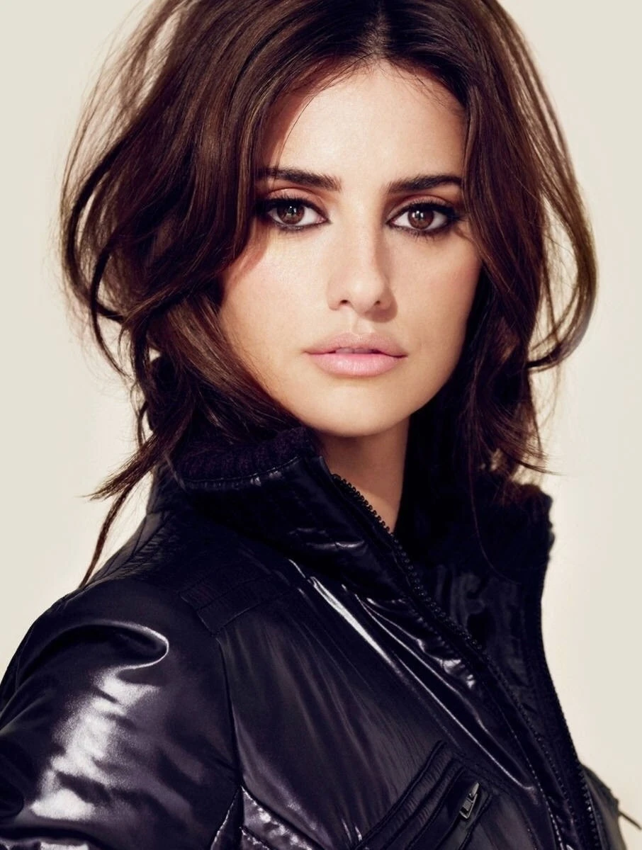 María Alvarado | Panorama High Roleplay Wikia | Fandom