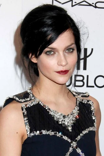 District 8 Female (77th Hunger Games) | Panthersprivate Wiki | Fandom