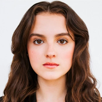 Fina Strazza | Paper Girls Wiki | Fandom